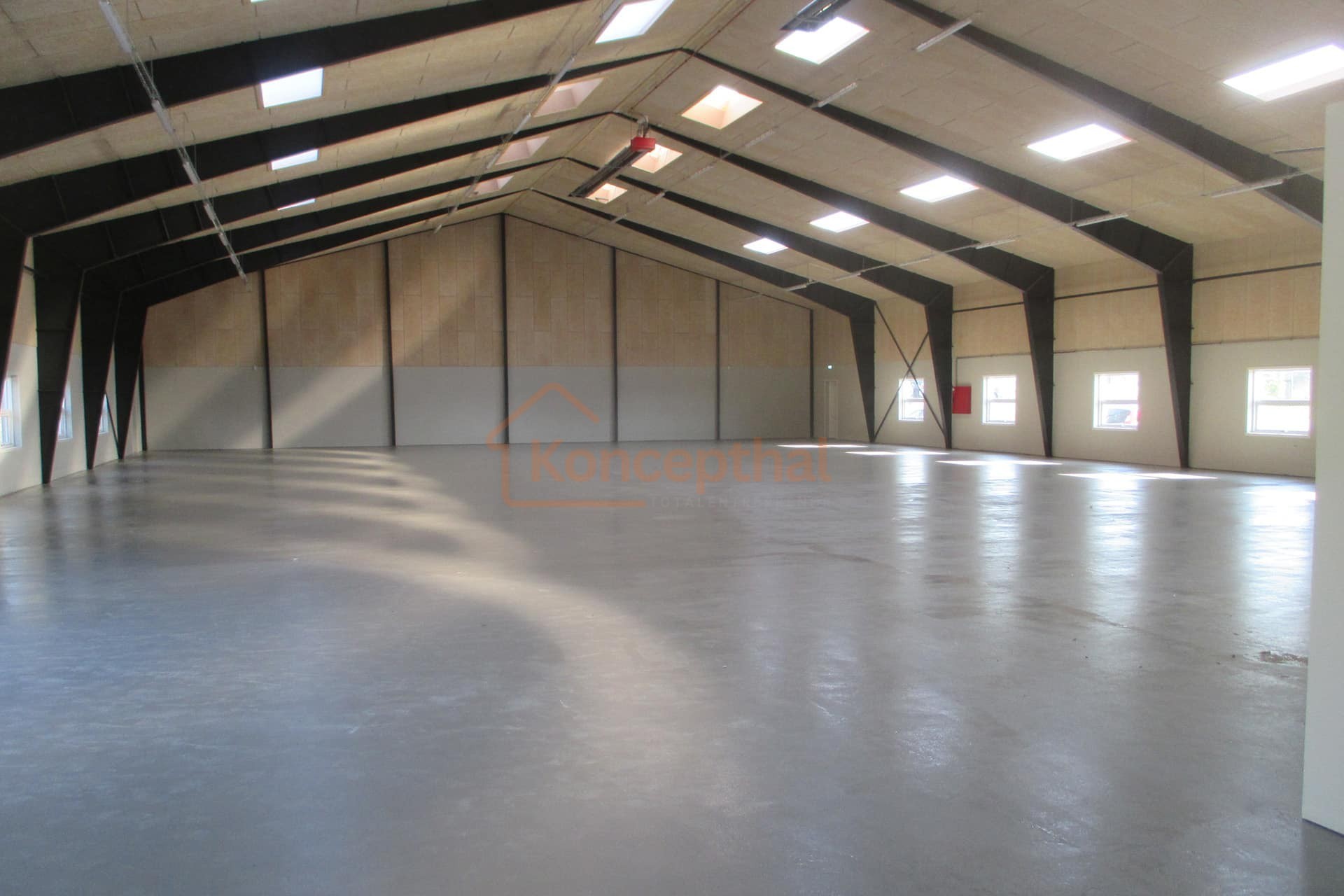 Administrations- og lagerbygning - Koncepthal